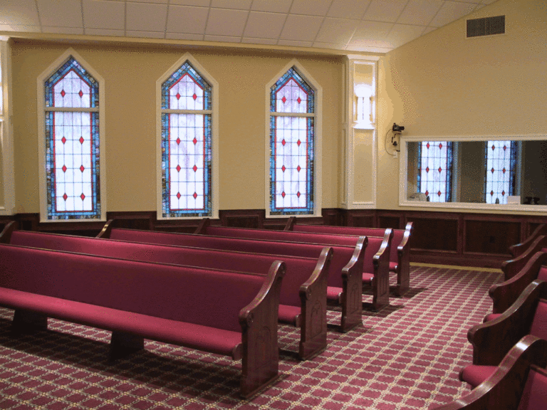 Church Pews & Custom Pew Body Styles | Kivett's Fine Church Furniture